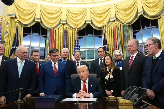 Obama Mocks American Concern Over Obamacare, Whines About Fox News ...